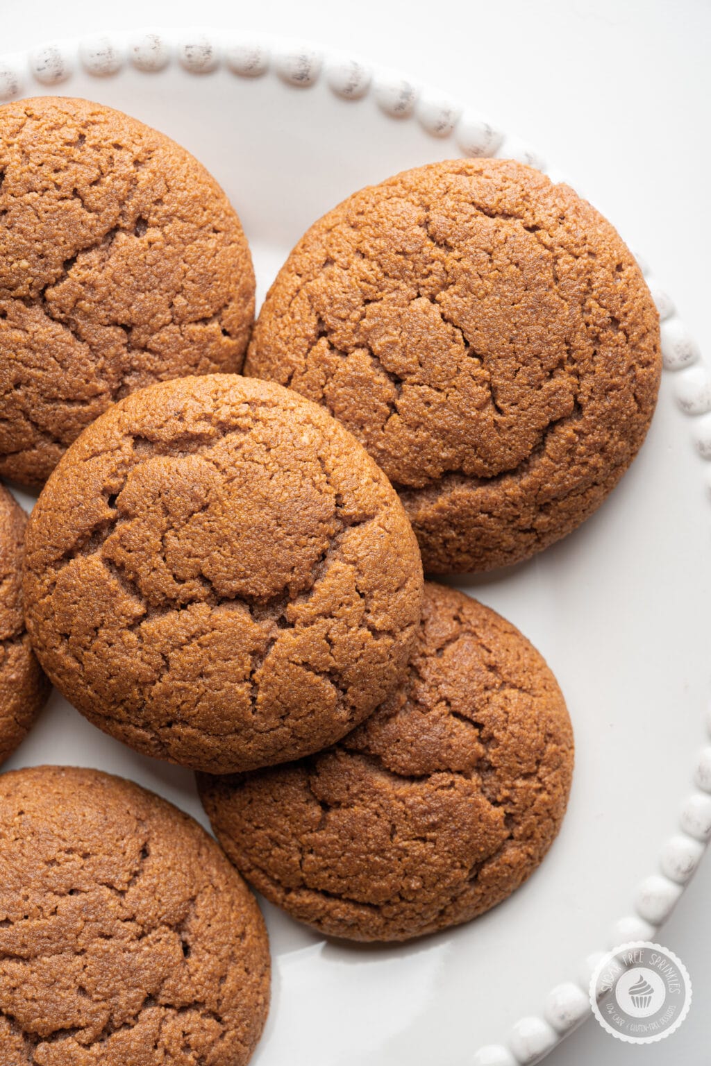 Soft Keto Gingerbread Cookies: A Chewy Delight for the Holidays!